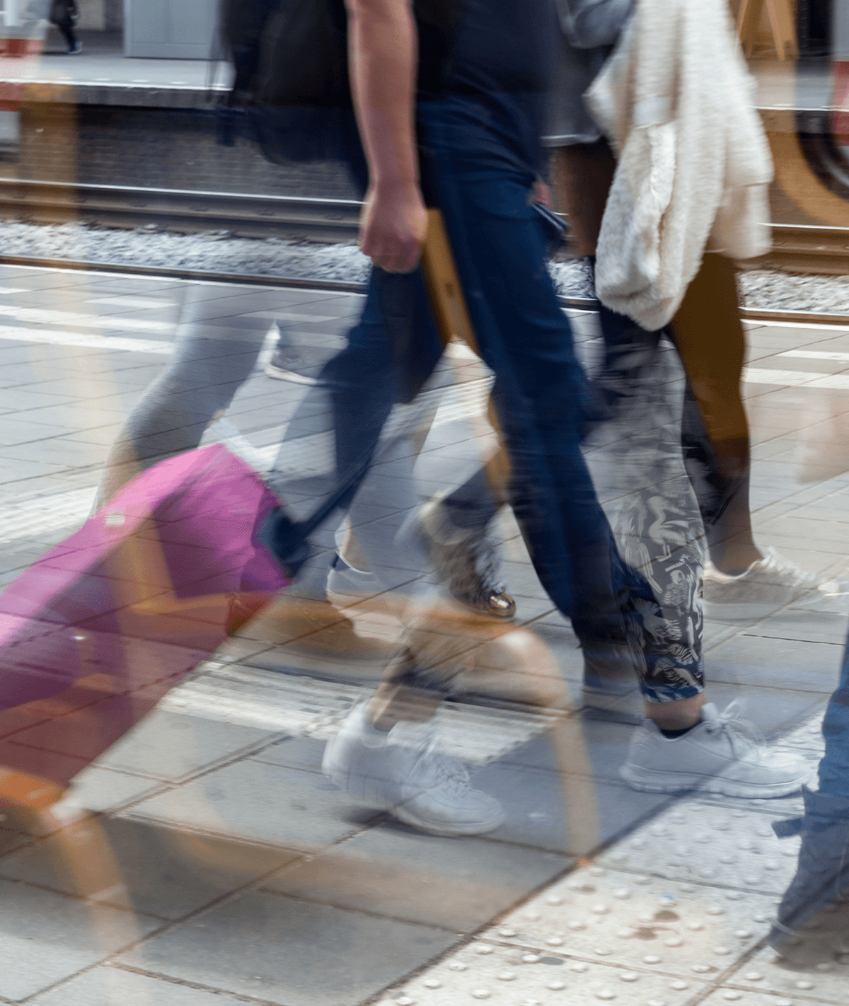 Moving people forward | Sqills